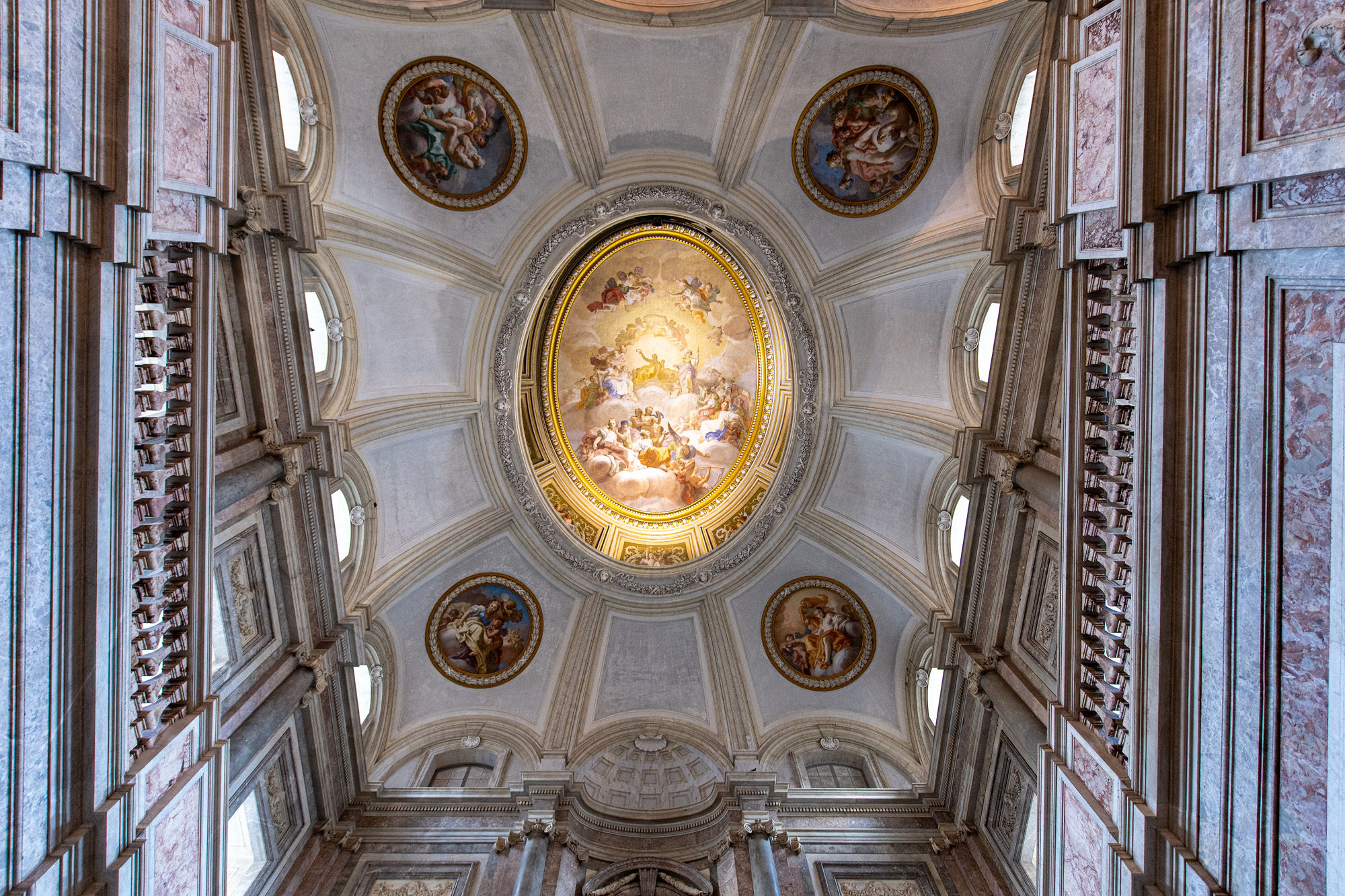 Scalone Reale e Vestibolo Superiore - Reggia di Caserta