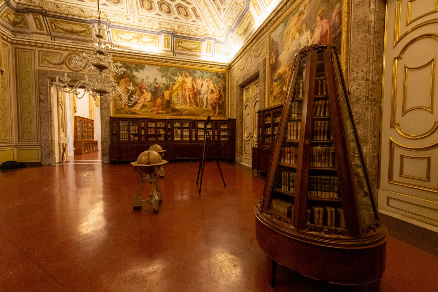The Palatine Library - Reggia di Caserta