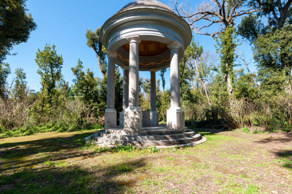 The Tempietto (small temple) - Reggia di Caserta